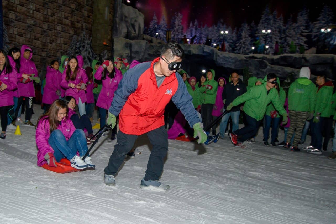 Team Building in Genting - Theme Park Team Building - L5